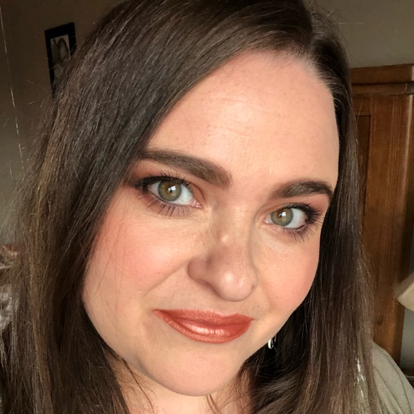 Mandy's Closet (@mandyzollinger) | Poshmark